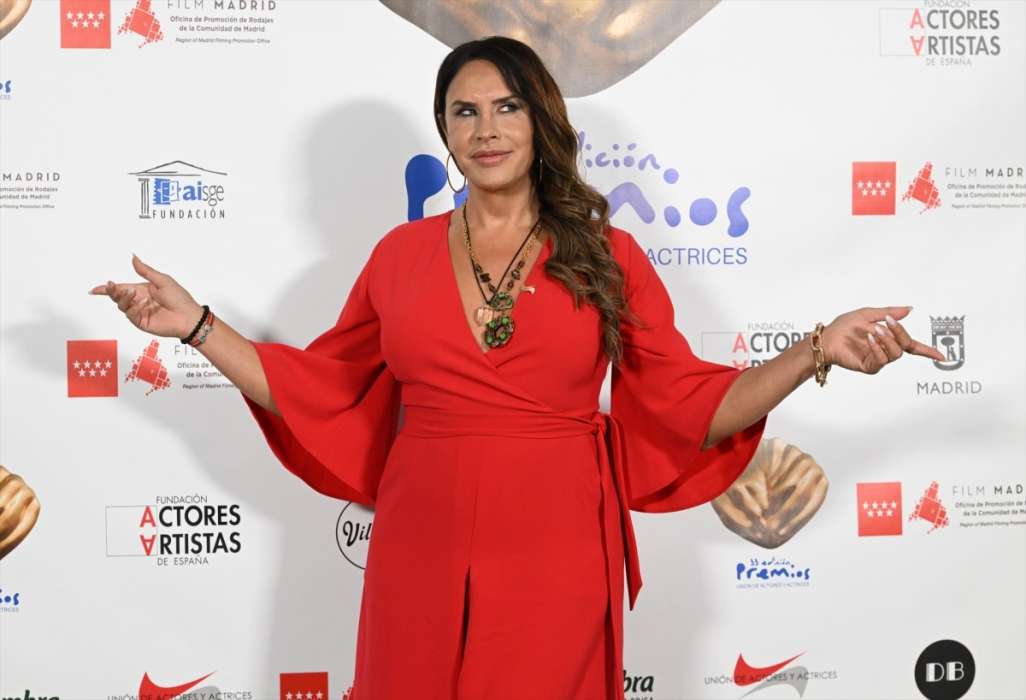 El cine español redime a Karla Sofía Gascón y le otorga el premio de la ...