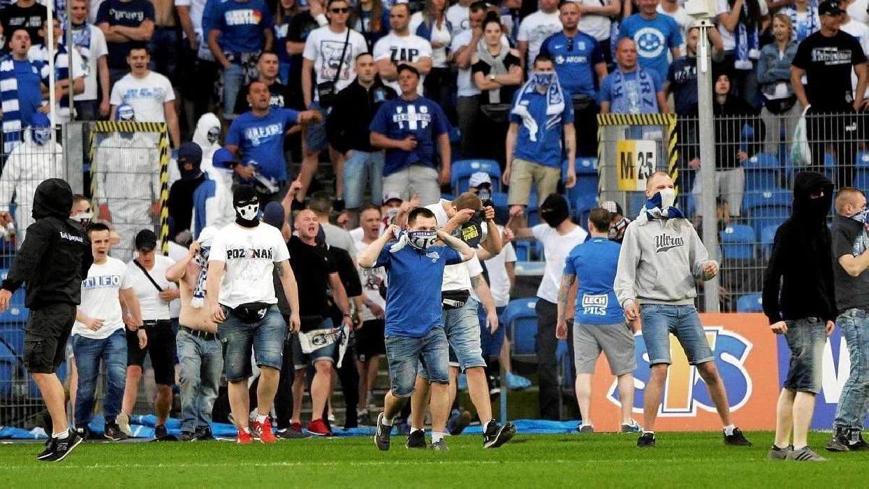 Así son Terror machine, los peligrosos ultras del Lech Poznan: peleas y ...