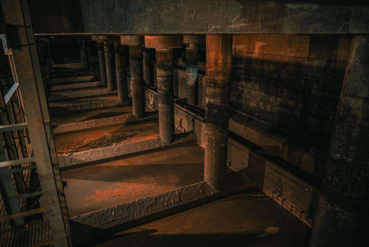 Colosos de hormigón que protegen los ríos de la contaminación en días de lluvia intensa | Vozpópuli