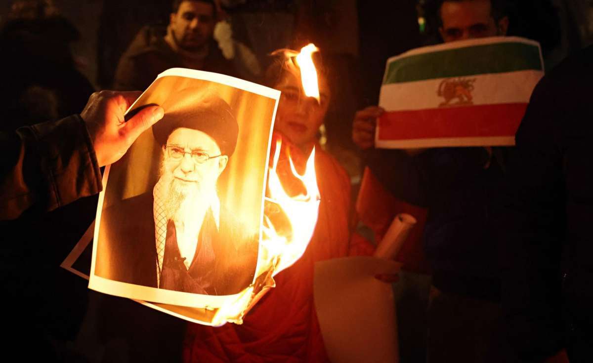 Los ayatolás endurecen la represión en Irán con francotiradores ...