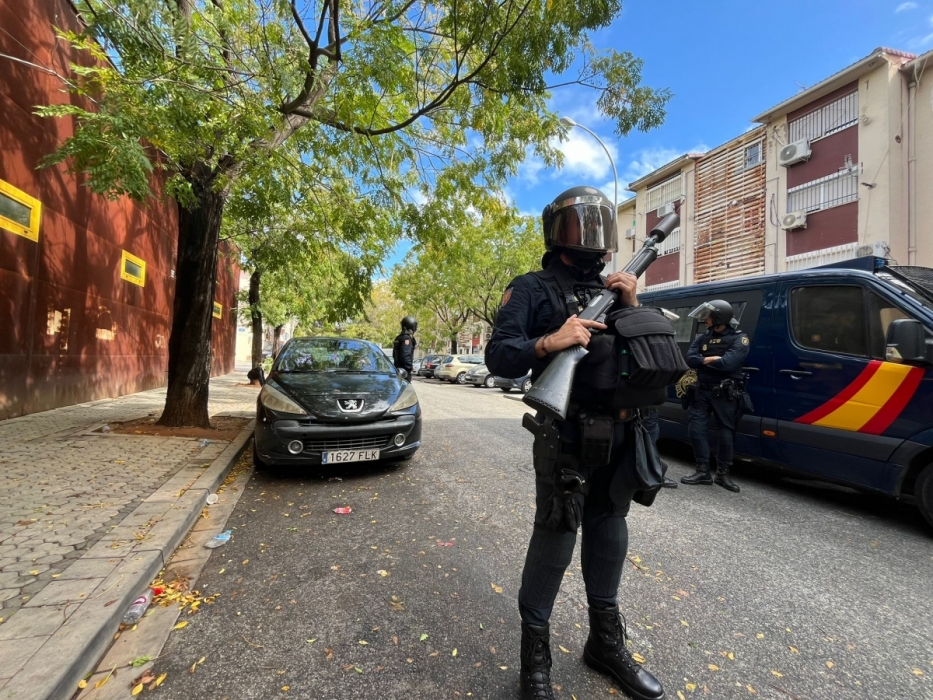 Nuevo despliegue policial en las Tres Mil Viviendas en busca del ...